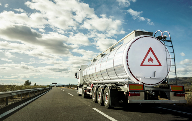 Why Reliable Chemical Delivery Services Matter | Comal Chemical
